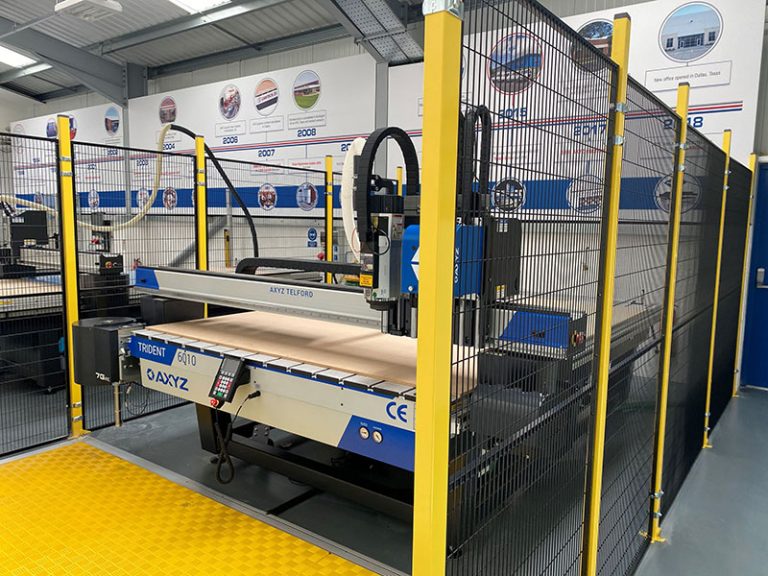 CNC Routers and Knives Features - AXYZ