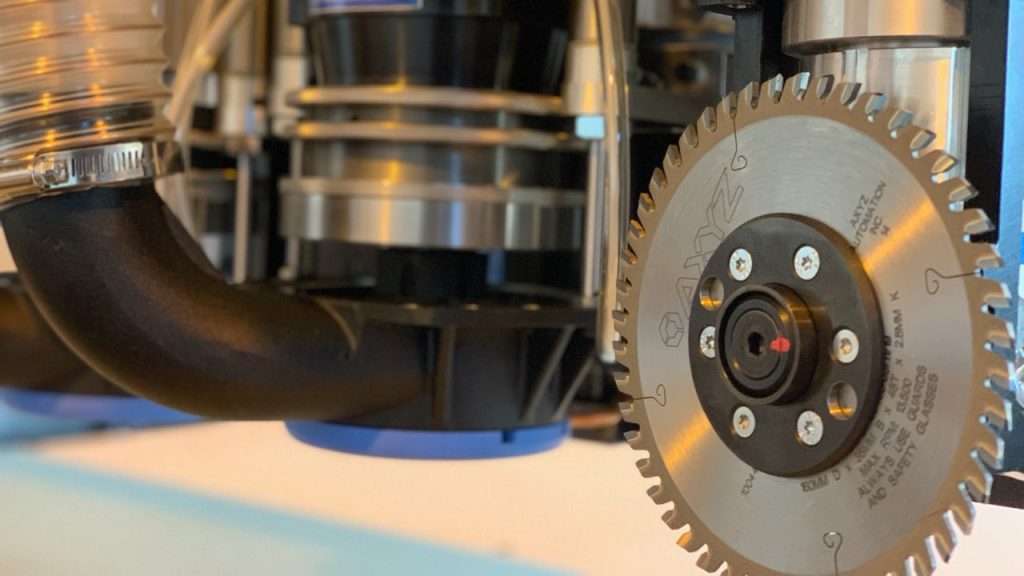 CNC Routers and Knives Features - AXYZ